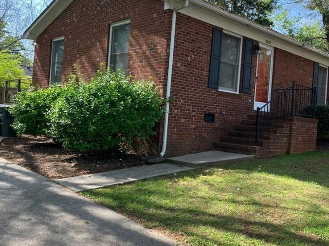 2 Bedroom Home for Rent at 2207 Fairfield Ave, Greensboro, NC 27408 Old Irving Park