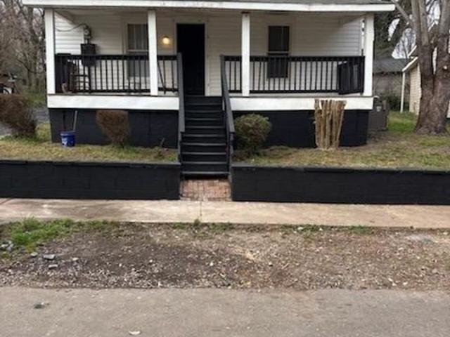 2 Bedroom Home for Rent at 221 E Bell St, Statesville, NC 28677
