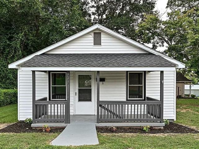 2 Bedroom Home for Rent at 225 Charlesvoix Ave, Lincolnton, NC 28092