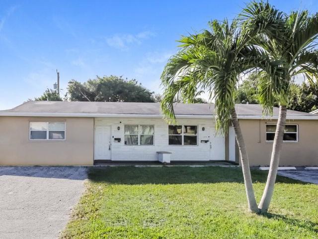 2 Bedroom Home for Rent at 225 Se 9th Ave #B, Deerfield Beach, FL 33441