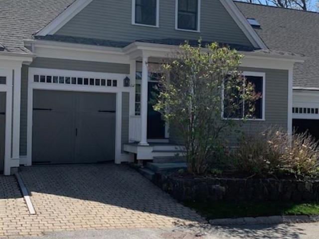 2 Bedroom Home for Rent at 22 White Oaks Ln, Reading, MA 01867