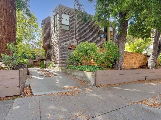 2 Bedroom Home for Rent at 2316 Blake St #A, Berkeley, CA 94704