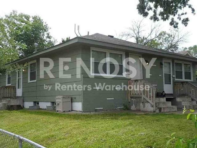 2 Bedroom Home for Rent at 2330 Irving Ave N, Minneapolis, MN 55411 Jordan