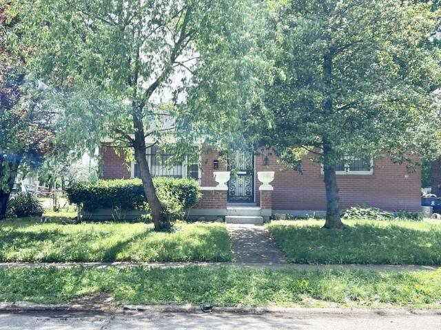 2 Bedroom Home for Rent at 2400 Burwell Ave #1, Louisville, KY 40210 Algonquin
