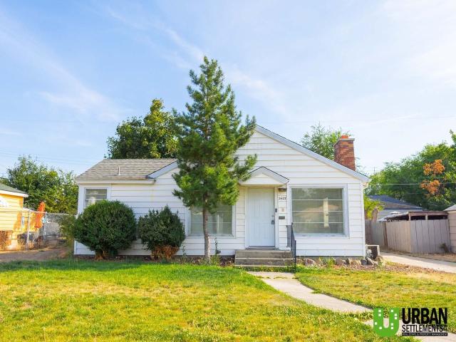 2 Bedroom Home for Rent at 2427 W Walton Ave #NA, Spokane, WA 99205 Northwest Spokane