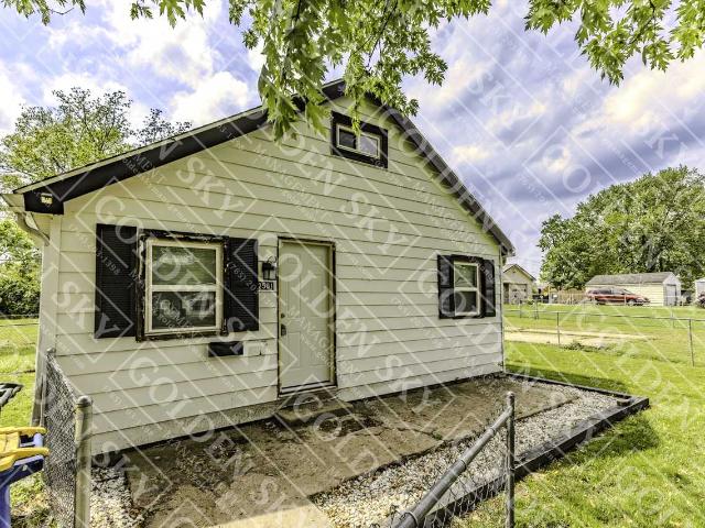 2 Bedroom Home for Rent at 2501 N Buckles St #1, Muncie, IN 47303