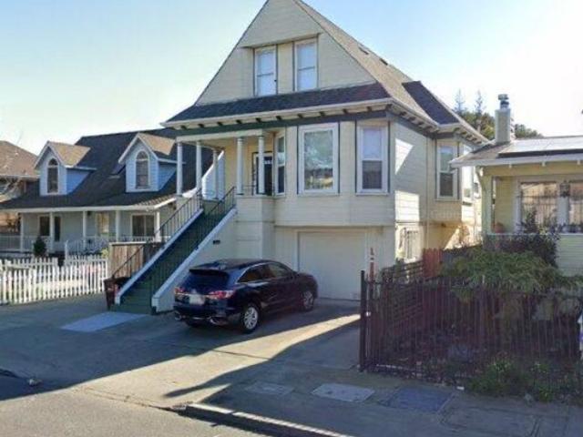 2 Bedroom Home for Rent at 2606 Coolidge Ave, Oakland, CA 94601 Peralta Hacienda