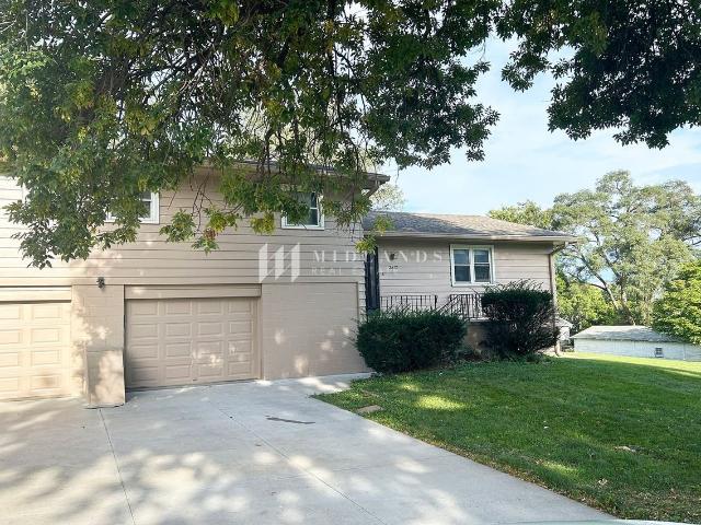 2 Bedroom Home for Rent at 2612 S 61st Ave, Omaha, NE 68106