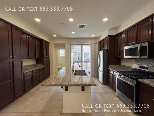 2 Bedroom Home for Rent at 2762 Ferrara Cir, San Jose, CA 95111