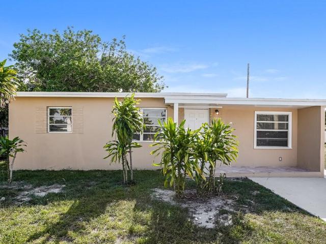 2 Bedroom Home for Rent at 2797 Ne 12th Ave, Pompano Beach, FL 33064