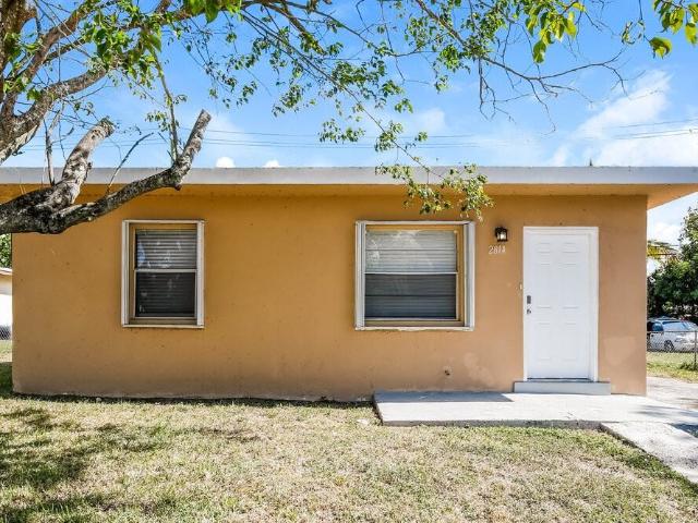 2 Bedroom Home for Rent at 2814 Nw 6th St, Pompano Beach, FL 33069 Collier City