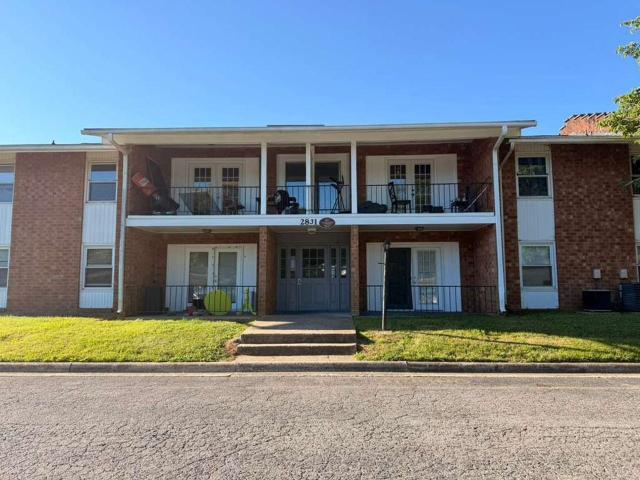 2 Bedroom Home for Rent at 2831 N Ohenry Blvd, Greensboro, NC 27405 O Henry Oaks
