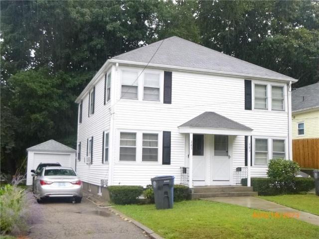 2 Bedroom Home for Rent at 285 Knollwood Avenue Avenue, Cranston, RI 02910