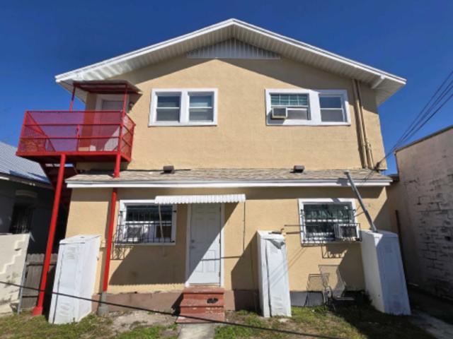 2 Bedroom Home for Rent at 2904 W Chestnut St #2, Tampa, FL 33607 Northeast MacFarlane