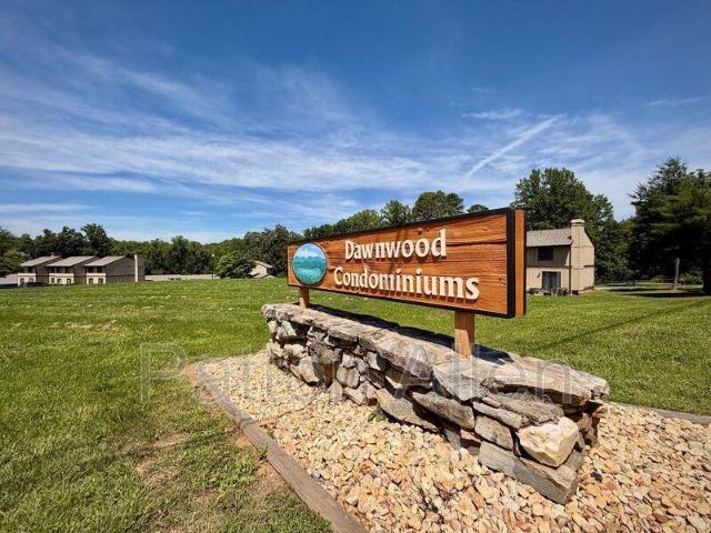 2 Bedroom Home for Rent at 2 Dawnwood Cir, Asheville, NC 28803 Bunea Vista