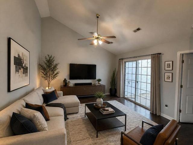 2 Bedroom Home for Rent at 3012 Lauren Place Dr #103, Wilmington, NC 28405
