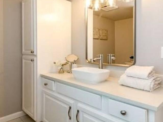 2 Bedroom Home for Rent at 30240 7th Ave S, Federal Way, WA 98003