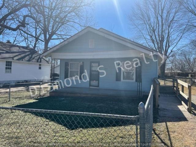 2 Bedroom Home for Rent at 3028 W Walnut St, Springfield, MO 65802 Westside Community Betterment