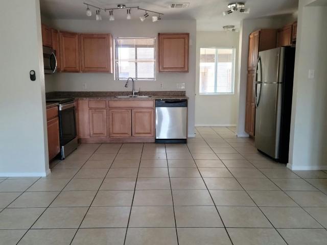 2 Bedroom Home for Rent at 3038 N 24th Ln, Phoenix, AZ 85015