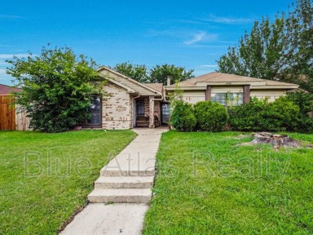 2 Bedroom Home for Rent at 3048 Navarro Ln, Grand Prairie, TX 75052