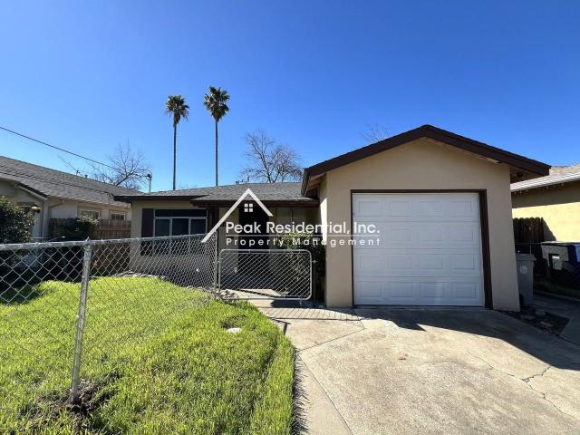 2 Bedroom Home for Rent at 3108 San Diego Way, Sacramento, CA 95820 Central Oak Park