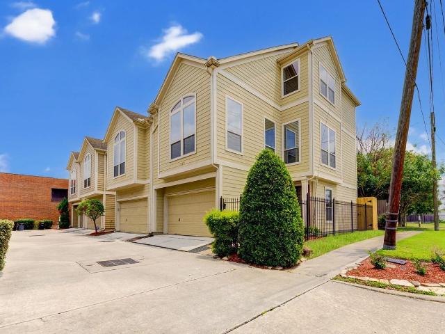 2 Bedroom Home for Rent at 3129 Dallas Street, Houston, TX 77003 Downtown Houston