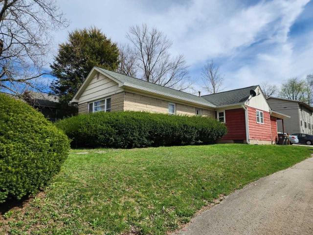 2 Bedroom Home for Rent at 312 E 17th St, Bloomington, IN 47408 Garden Hill