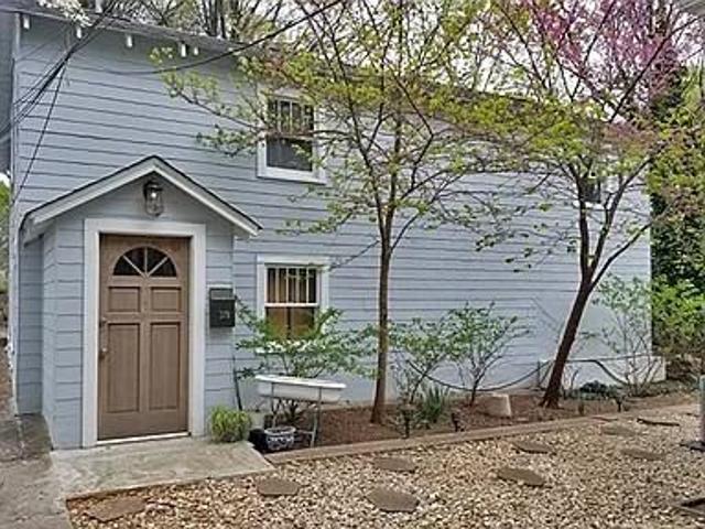 2 Bedroom Home for Rent at 319 East Blvd #1, Charlotte, NC 28203 Dilworth