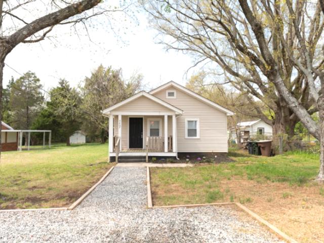 2 Bedroom Home for Rent at 3207 Spring St, Greensboro, NC 27405 Bryson Ridge