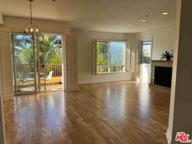 2 Bedroom Home for Rent at 320 S Willaman Dr, Los Angeles, CA 90048 Mid City West