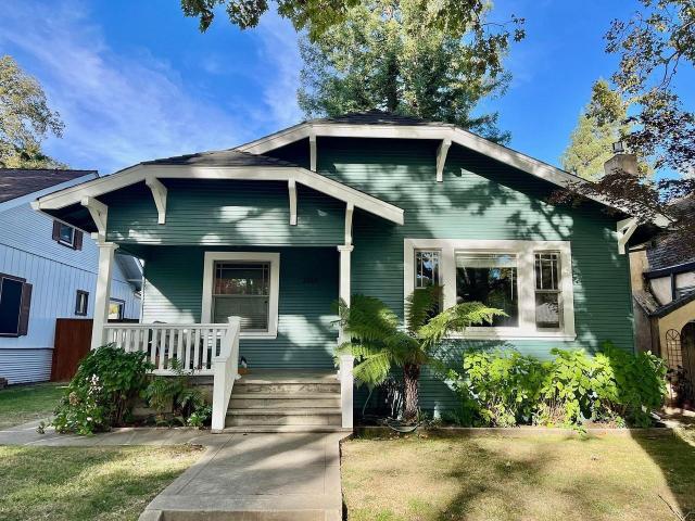 2 Bedroom Home for Rent at 3249 D St, Sacramento, CA 95816 East Sacramento