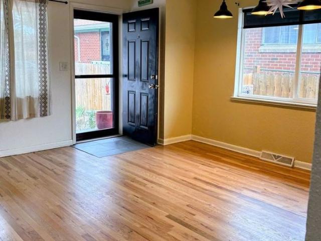 2 Bedroom Home for Rent at 3351 Jasmine St, Denver, CO 80207 Park Hill