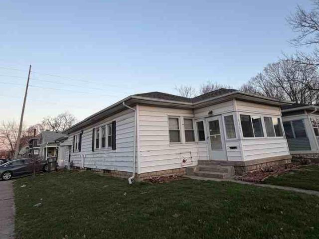 2 Bedroom Home for Rent at 3469 Graceland Ave, Indianapolis, IN 46208 Near Northwest Riverside