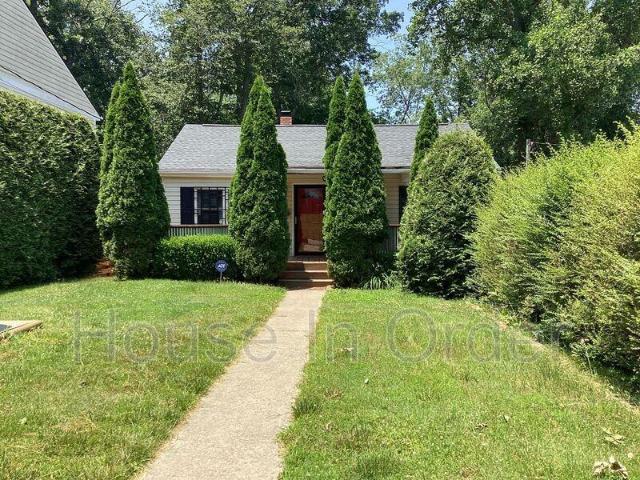 2 Bedroom Home for Rent at 34 Erskine Ave, Asheville, NC 28801
