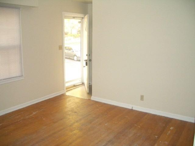 2 Bedroom Home for Rent at 3518 Bell St, Kansas City, MO 64111 Volker