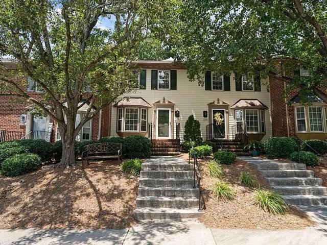 2 Bedroom Home for Rent at 3781 Greenes Xing, Greensboro, NC 27410