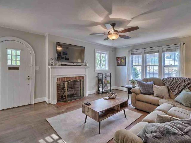 2 Bedroom Home for Rent at 3800 Margrave Rd #1, Columbia, SC 29203 Hyatt Park
