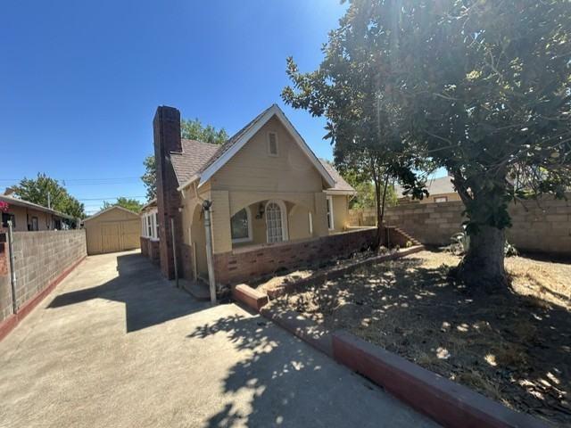 2 Bedroom Home for Rent at 3803 40th St, Sacramento, CA 95820 Central Oak Park
