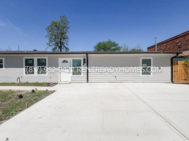 2 Bedroom Home for Rent at 3810 Weslow St, Houston, TX 77087 Golfcrest