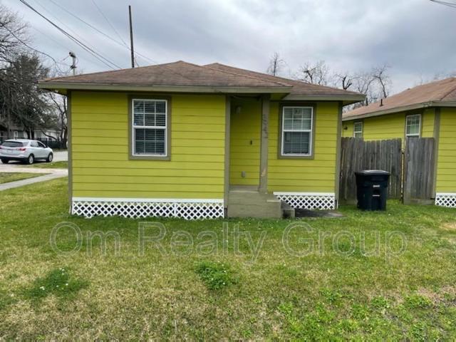 2 Bedroom Home for Rent at 3942 King St, Houston, TX 77026 Trinity Houston Gardens