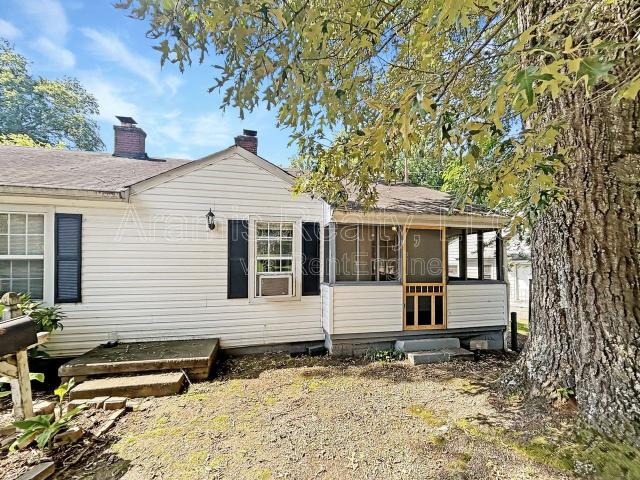 2 Bedroom Home for Rent at 394 Allgood Rd Ne, Marietta, GA 30060