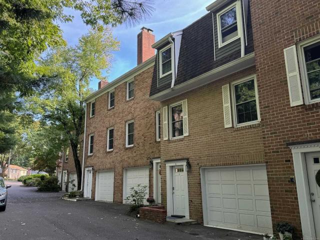 2 Bedroom Home for Rent at 3 Valley View Rd #8, Norwalk, CT 06851