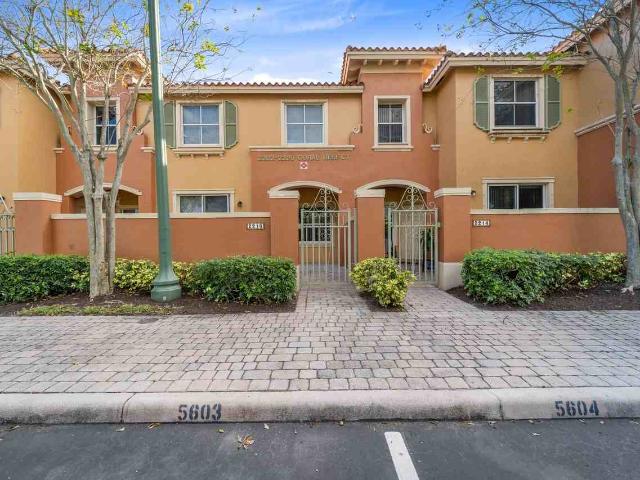2 Bedroom Home for Rent at Griffin Rd & Anglers Ave, Dania Beach, FL 33312 Dania Beach