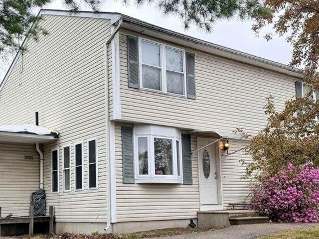 2 bedroom, Hooksett NH 03106 104567417