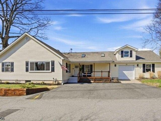 2 bedroom, Hopatcong NJ 07874 102777065