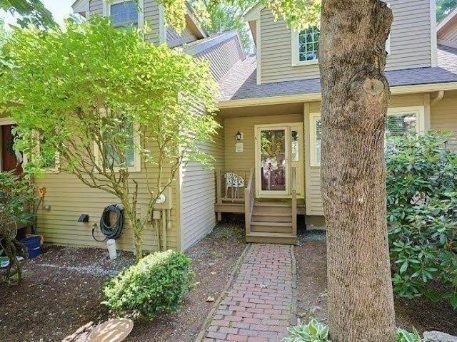 2 bedroom, Hopkinton MA 01748 103099451