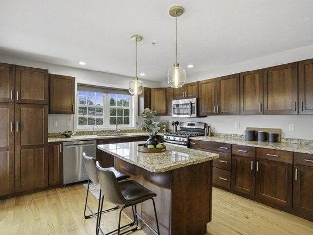 2 bedroom, Hopkinton MA 01748 104608688