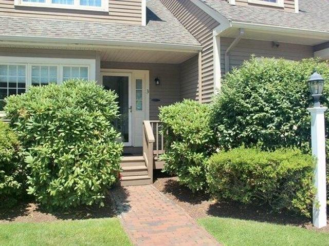 2 bedroom, Hopkinton MA 01748 105192322