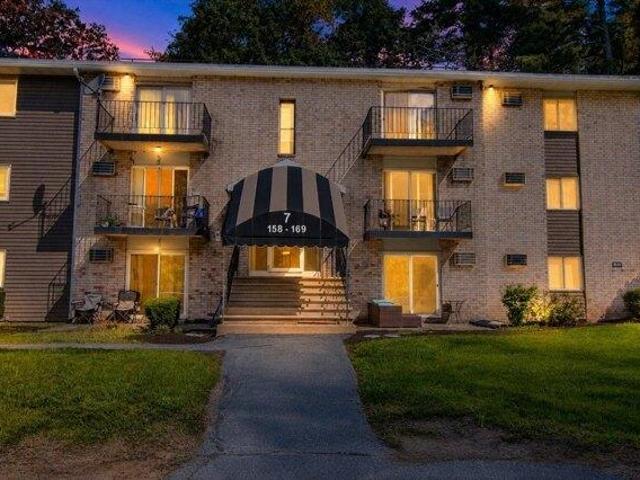 2 bedroom, Haverhill MA 01830 103809896