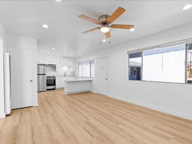 2 bedroom, Hawthorne CA 90250 87617468